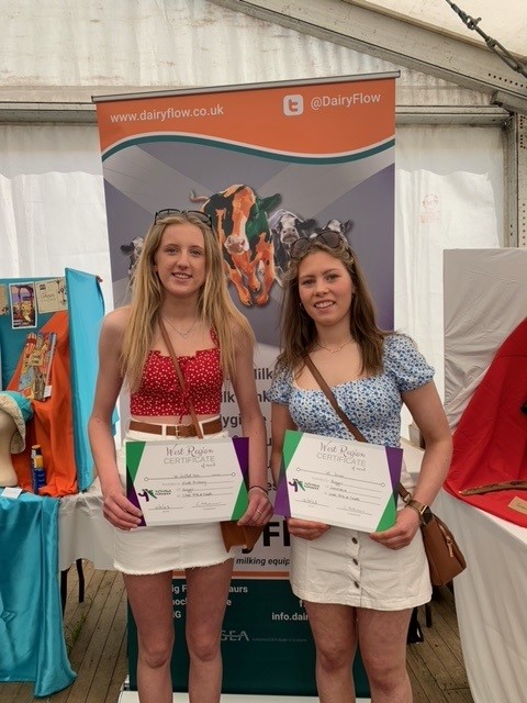 West Arts & Crafts - Scottish Association of Young Farmers Clubs